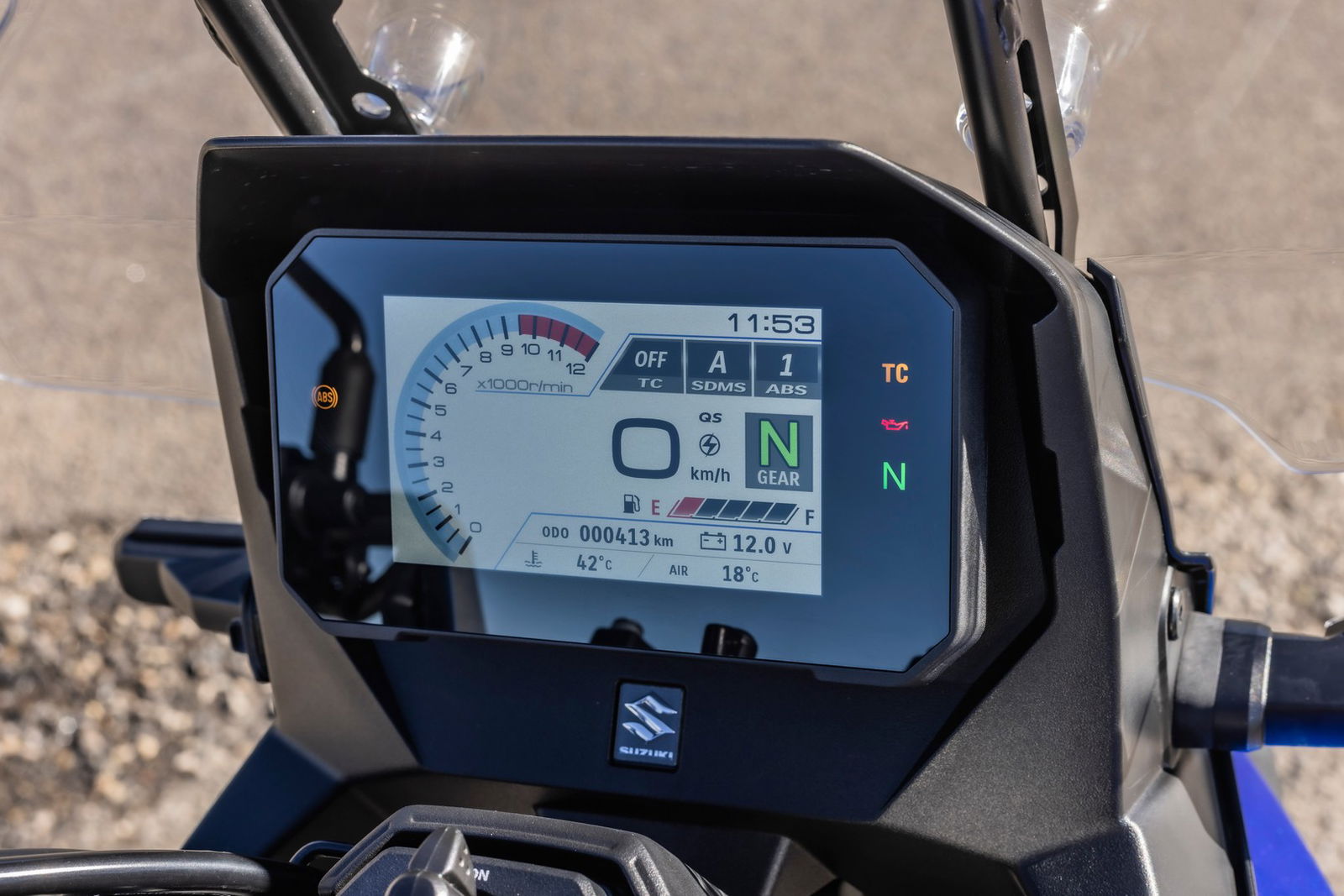 Prova Suzuki V-Strom 800SE: pregi, difetti e caratteristiche - RED Live