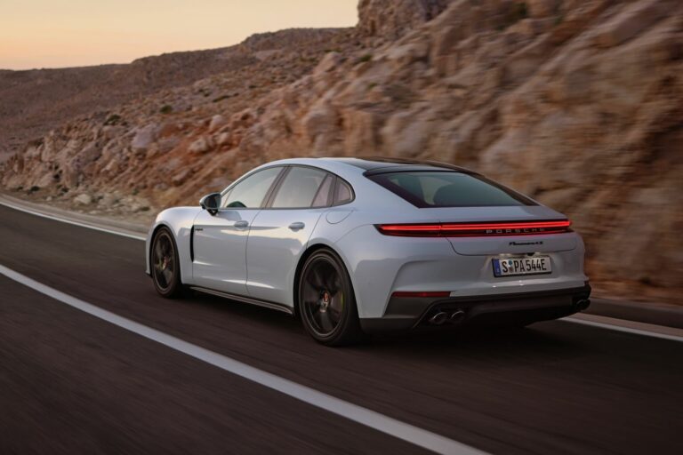 Porsche: entrano in listino due nuove Panamera plug-in - RED Live
